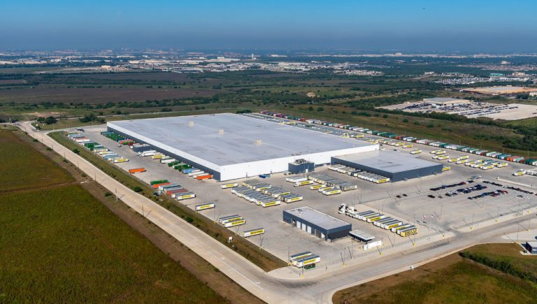 Dollar General Distribution Warehouse - Cram Roofing